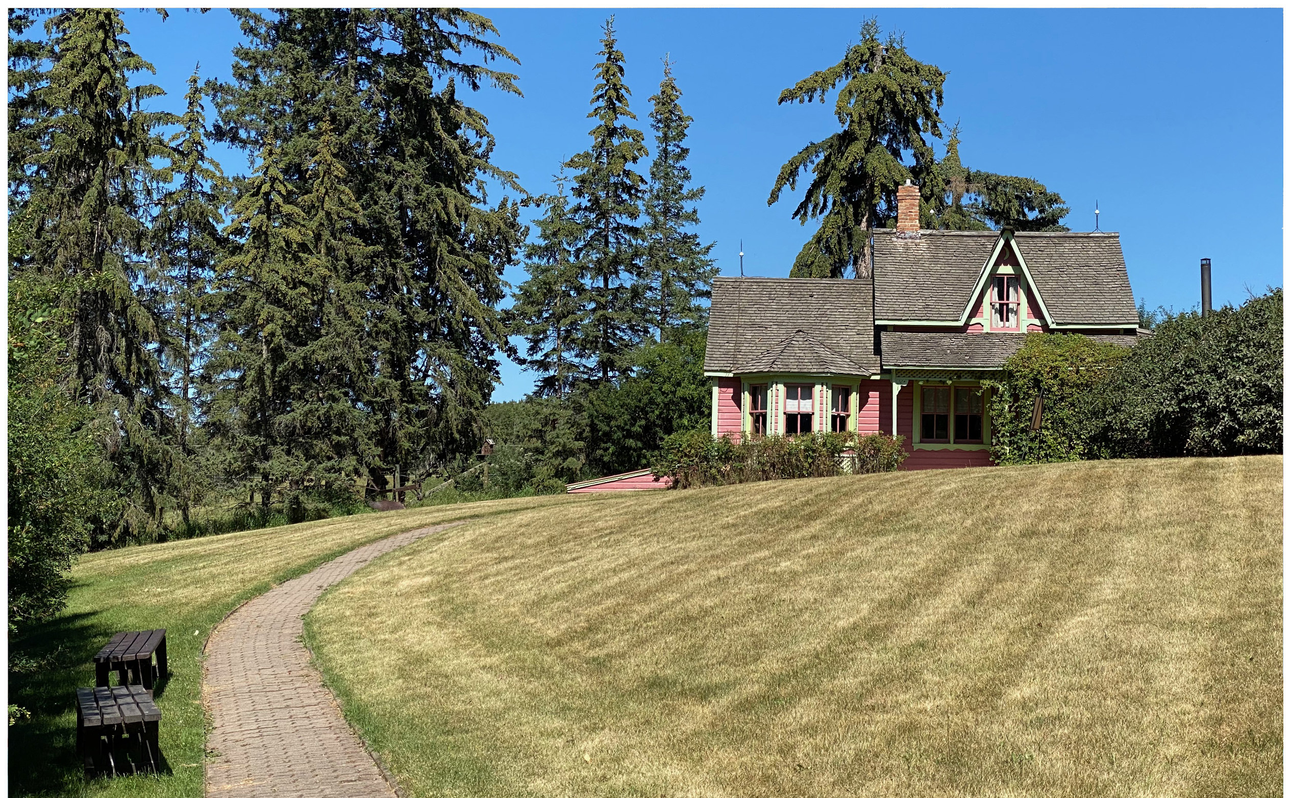 Stephansson House | Artists on the Avenue